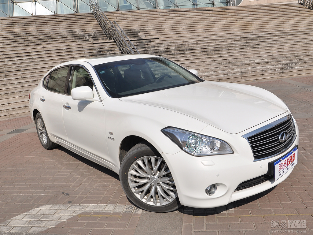【图】英菲尼迪Q70L(M) 2013款 3.5AT奢华版(混合动力)_网易汽车