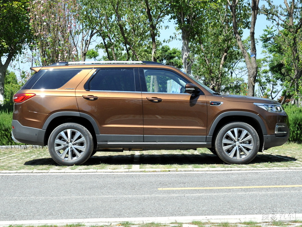 【图】长安CS95 2017款 2.0T 四驱智尊版_网易汽车