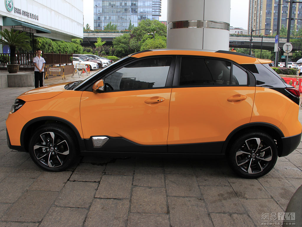 【图】东风风神风神AX4 2017款 1.4T 双离合版_网易汽车